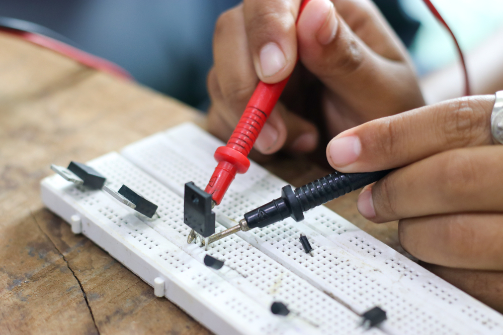 How to Test a MOSFET: Theoretical Basics and Practical Step-by-Step Guide
