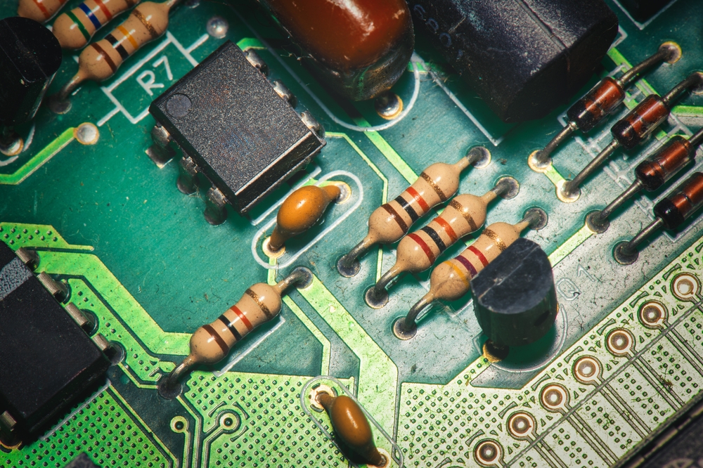 What Does a Resistor Do? Theory, Types, and Practical Uses for Digital ...