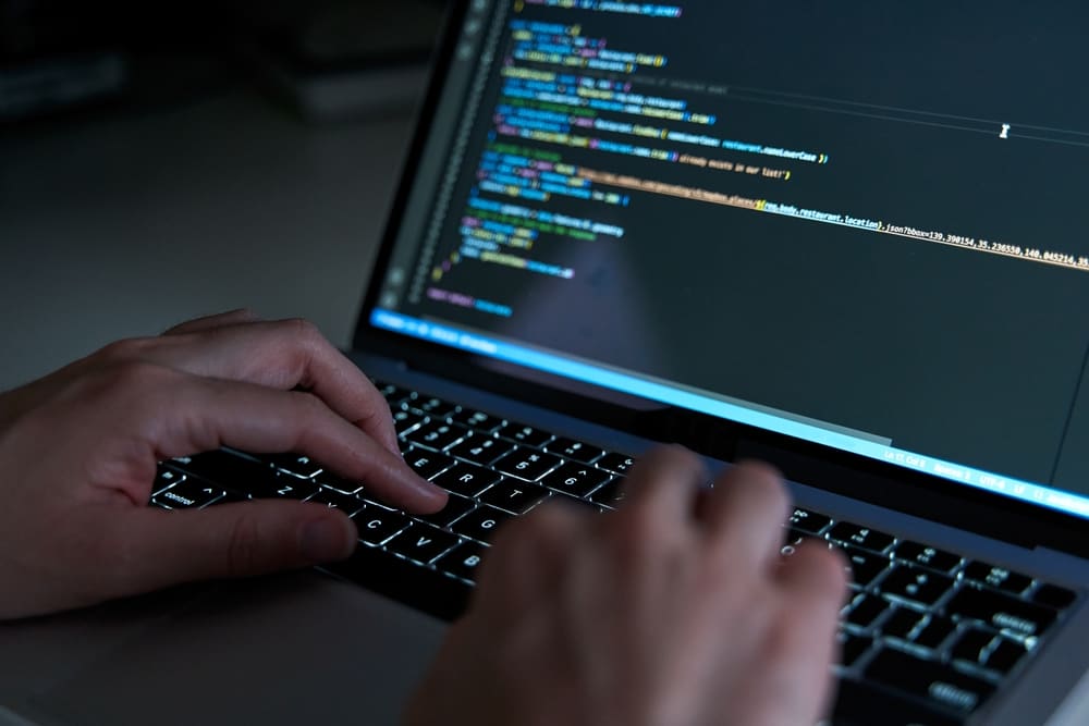 Red Team vs Blue Team: An In-depth Analysis of Cybersecurity Operations